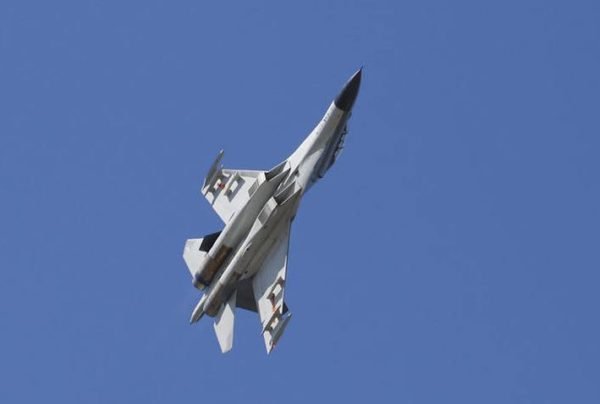 J-11B uses homemade WS-10 engine on display