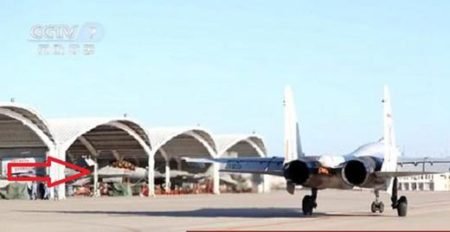 J-15D carrier-borne electronic warfare fighter enters service