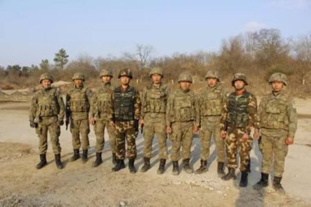 Chinese army uses starry sky camouflage and new vests and helmets