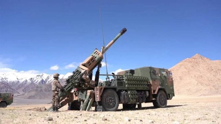 Northern Theater gets new 122mm truck-mounted howitzers