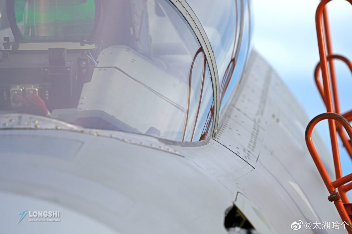 J-16D electronic warfare aircraft specs unveiled, to debut publicly